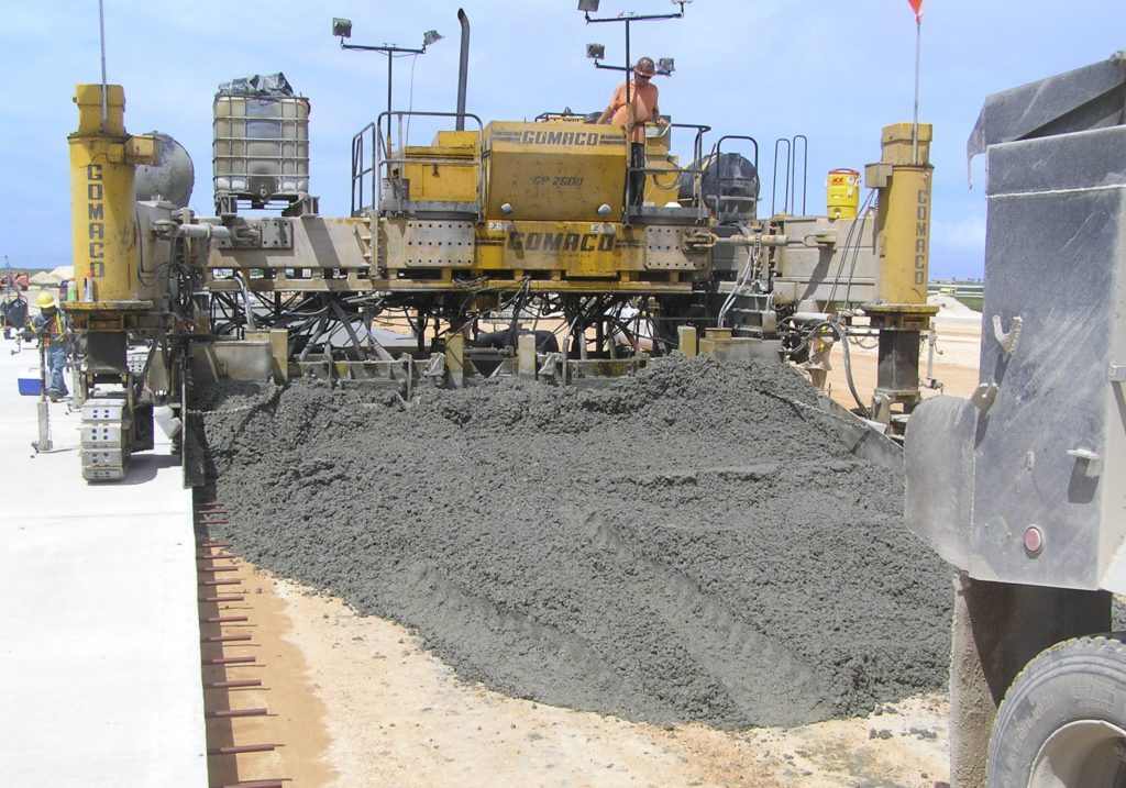 Evaluation of Concrete Pavement Runway - Carrasquillo Associates